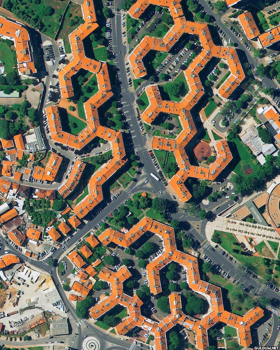 22. Carnaxide, Lisbon 🇵🇹 H 2.03 40 39988 (G - Guldum.net - Caps arama ...