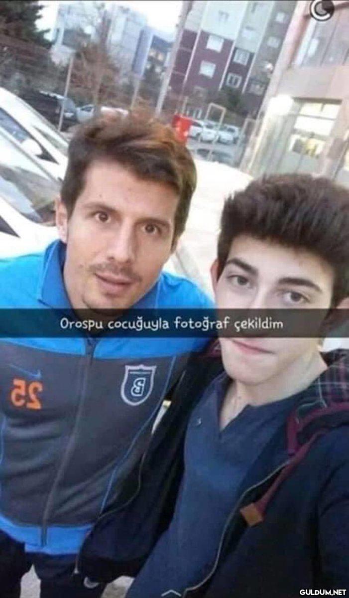 Olum bu ne Orospu cocuğuyla fotoğraf çekildim - Guldum.net - Caps arama ...