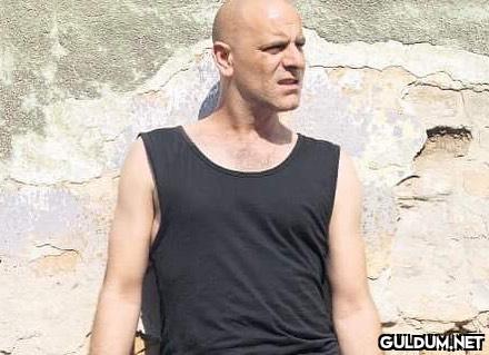 Hızlı ve Öfkeli 8:Fate of the Dalyarak Ozan Güven as Dominic Toretto ...