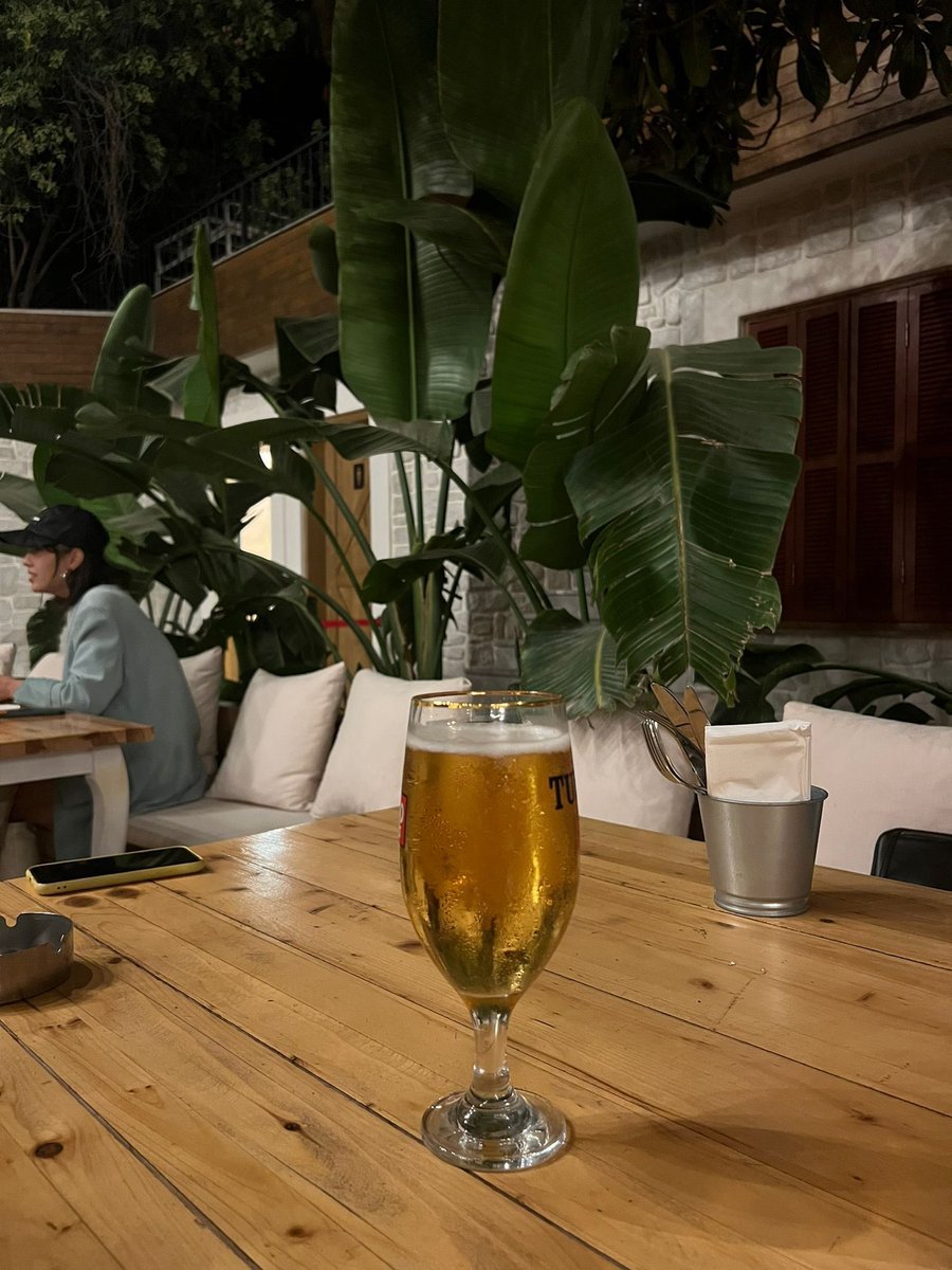 Bornova’nın etkinliklerle dolu mekanı House of Rene’de arkadaşlarınla ...