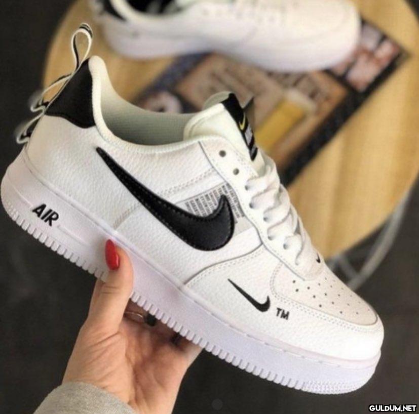 Nike’da fiyatlar hiç bu kadar düşmemişti 😱👇 🔗 https://t.co/j3y8EFhy4r ...